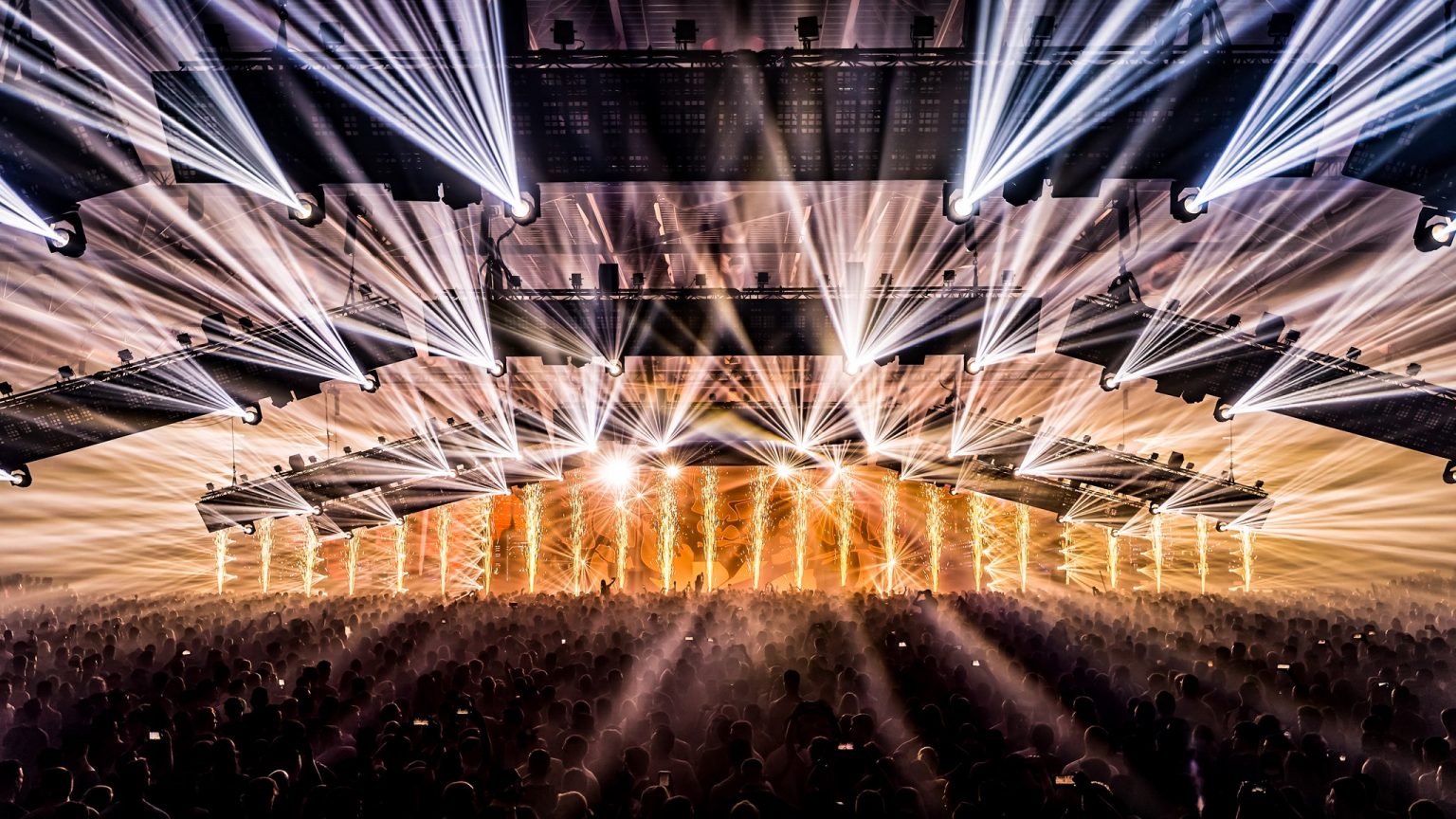 THUNDERDOME - THE STORY - Hardstyle Mag