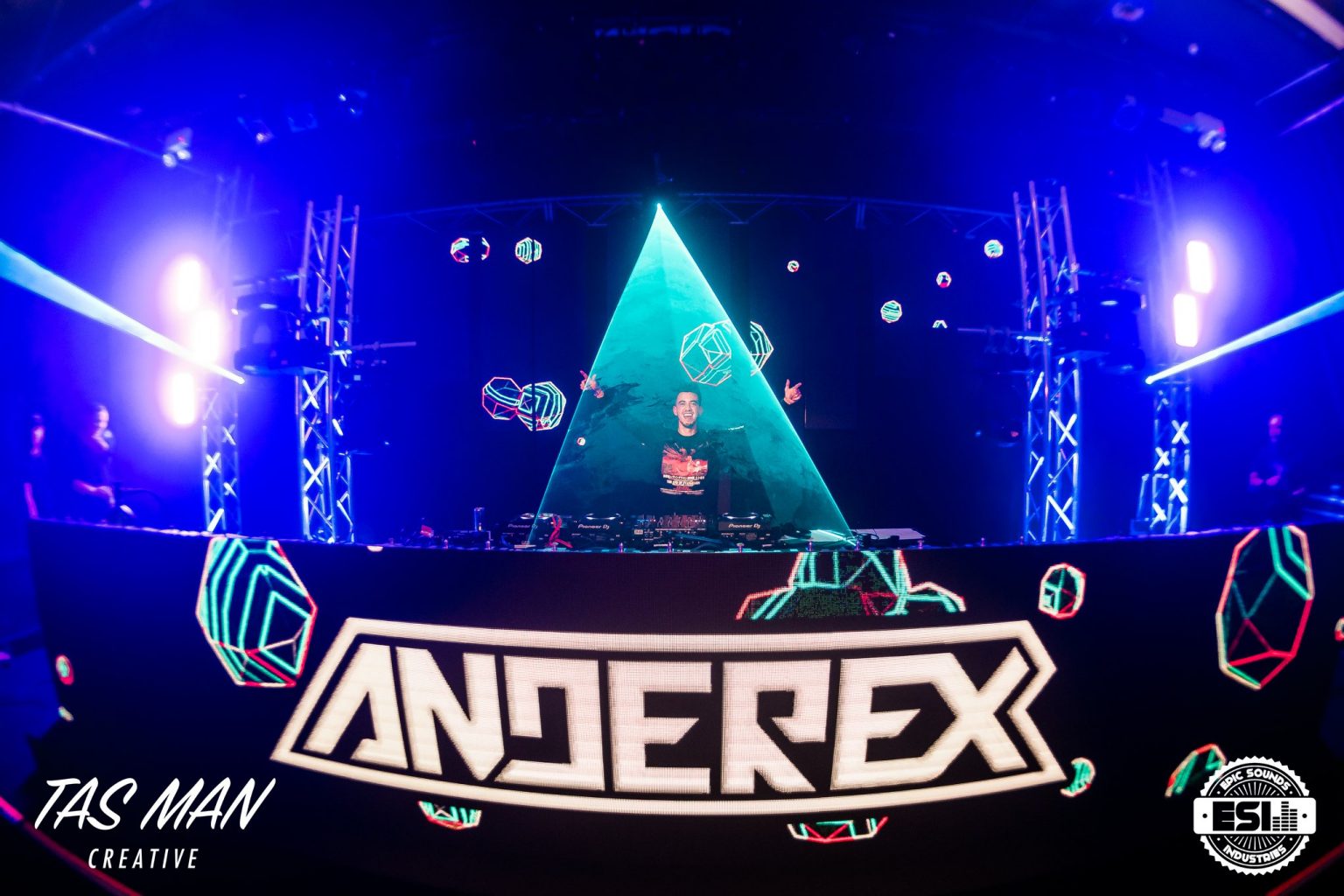 SPOTLIGHT HARDSTYLE AUSTRALIA - ANDEREX - Hardstyle Mag